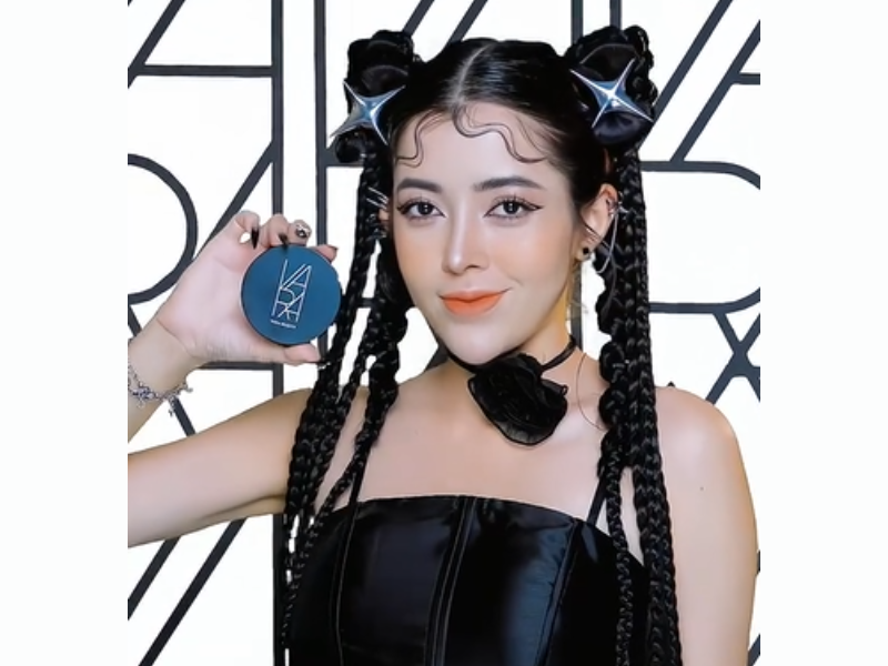 Linh Barbie Kols Booking
