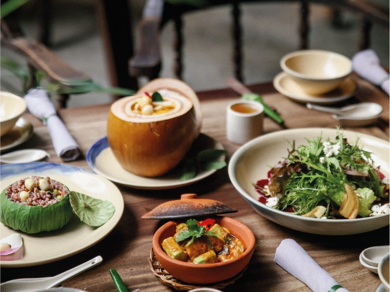 Review Nhà hàng chay Hum – KOLs Booking